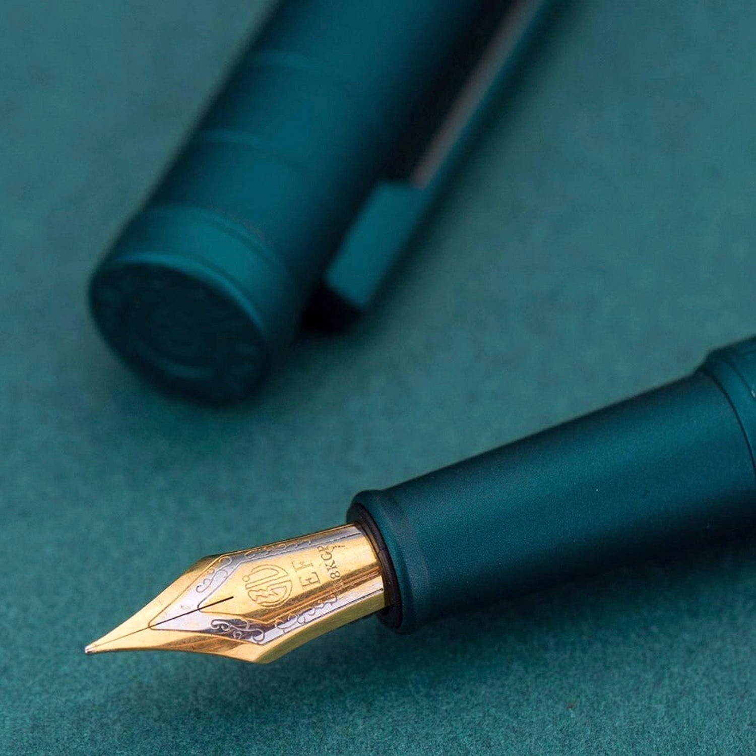 Hongdian 1851 Dark Green Fountain Pen