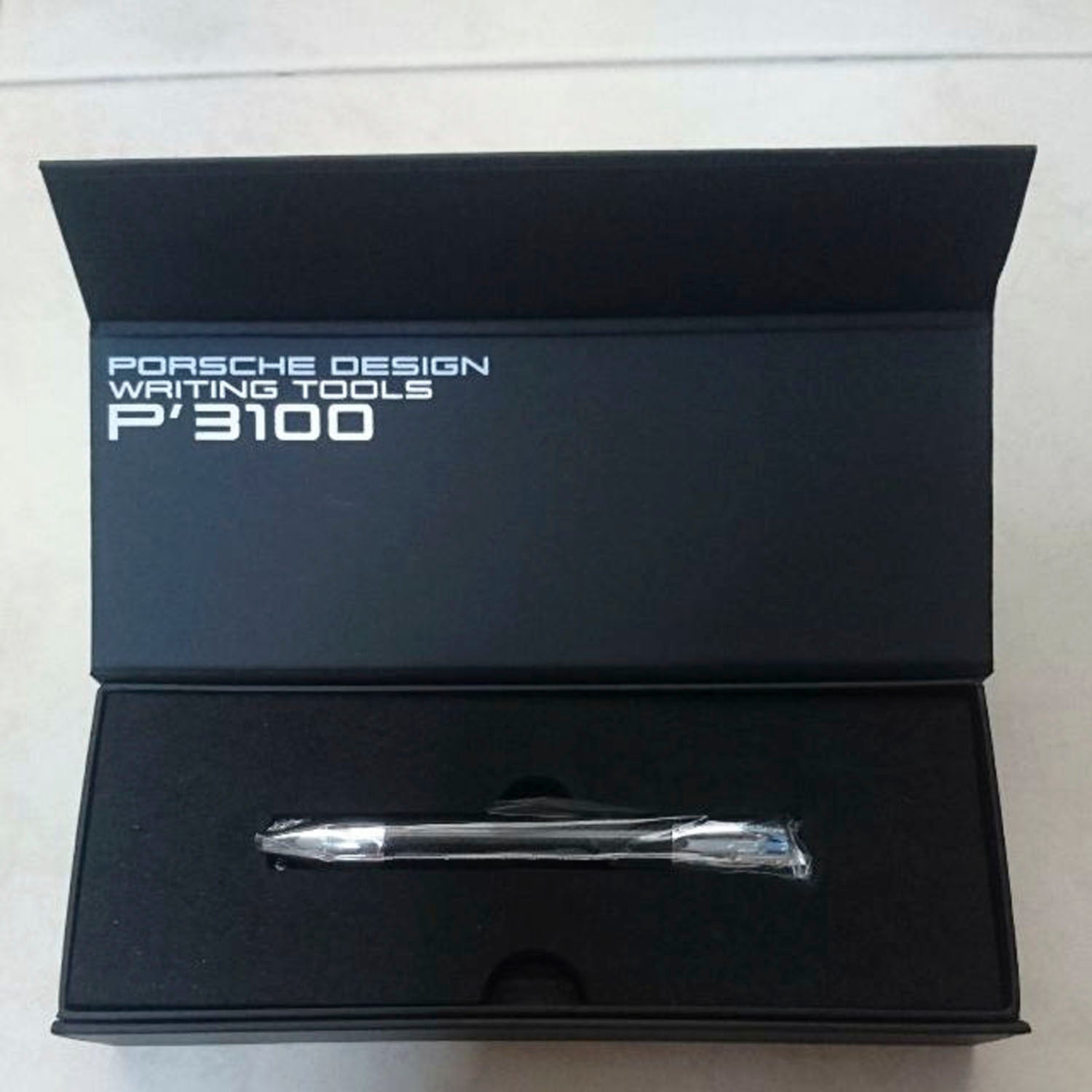 Porsche Design Shake Pen Carbon Ballpoint Pen 989350