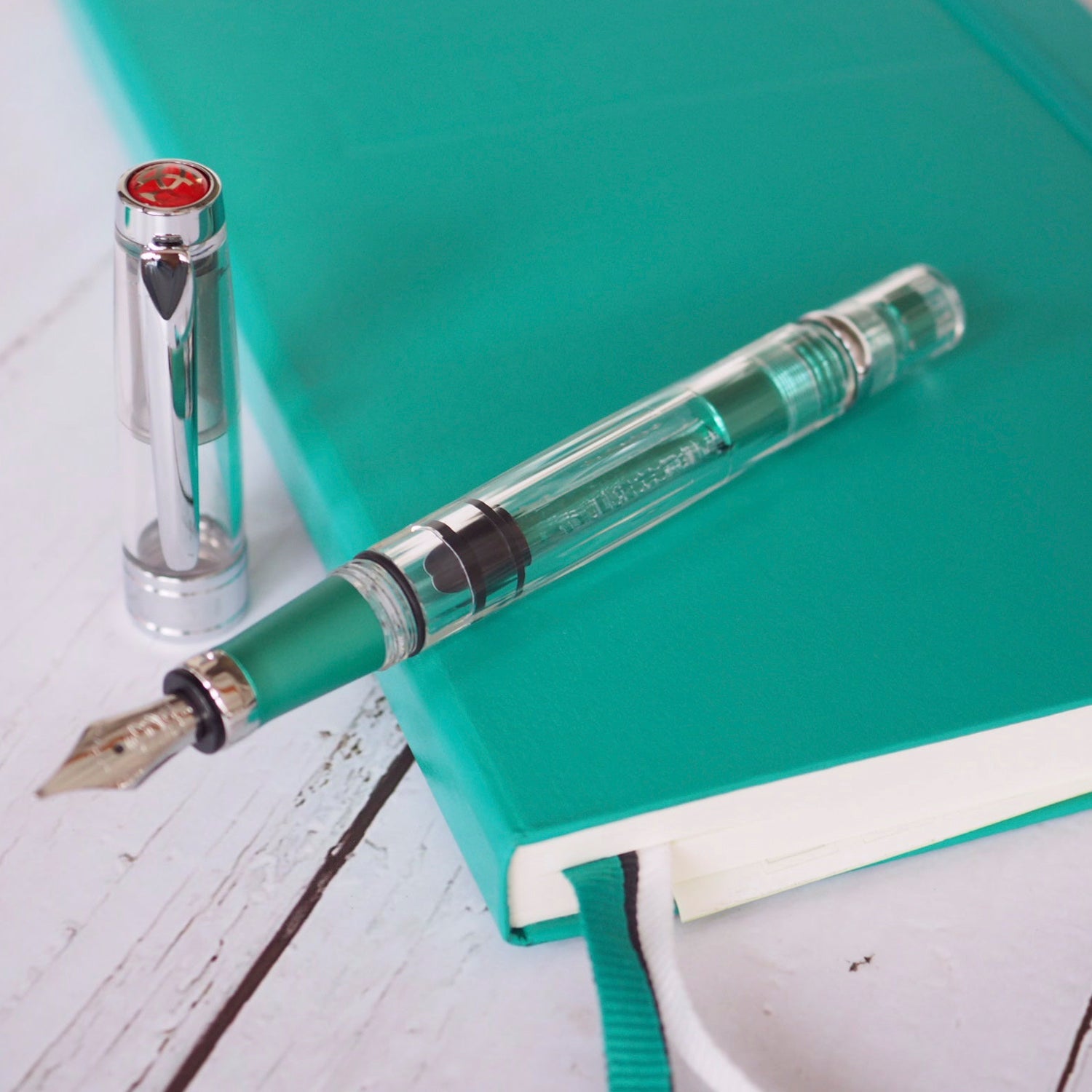 Twsbi Diamond 580 AL Emerald Green CT Fountain Pen