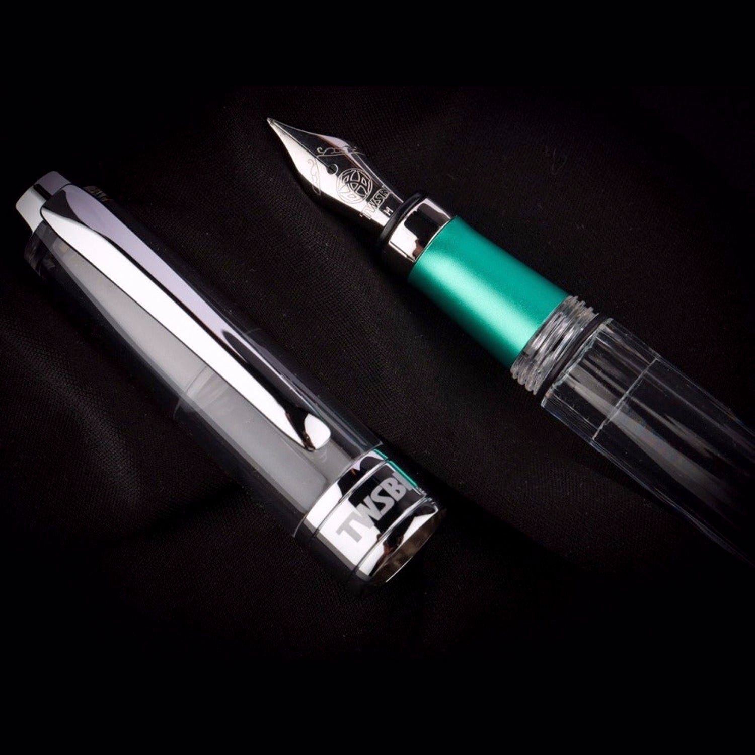 Twsbi Diamond 580 AL Emerald Green CT Fountain Pen